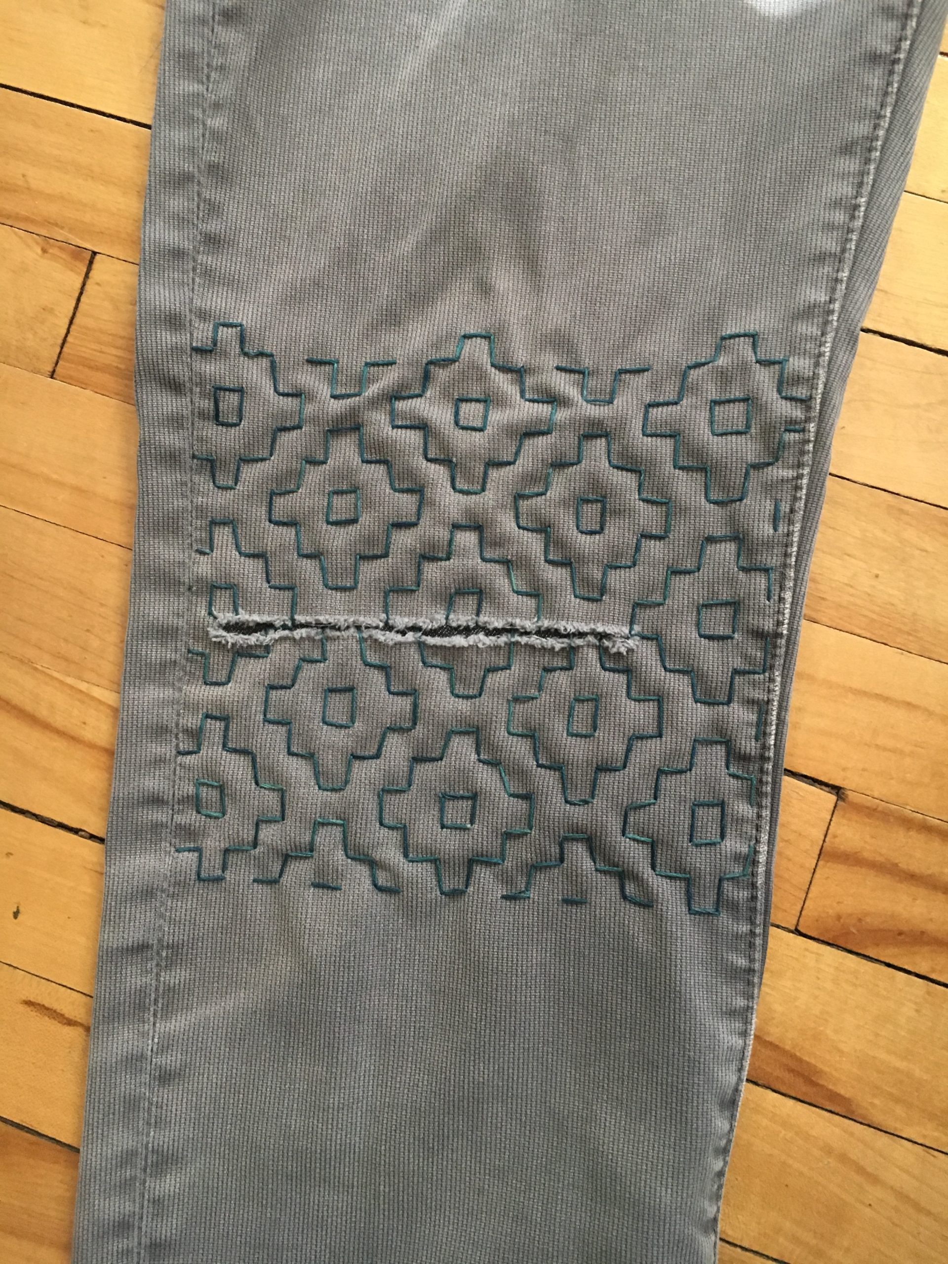 Visible Mending | Lia Pas